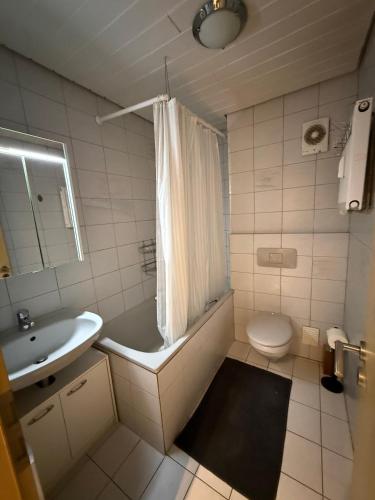 Schone Apartments Am Wasserturm Monchengladbach Mg33 Und Mg34 - Mönchengladbach