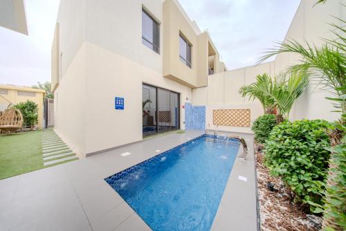 3br Amazing Villa - Private Pool - 3wc - Bbq Pit - Charjah