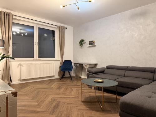 Exclusive 2 Zimmer Og 1 Wohnung Mit Balkon In Top Lage! - Bremen