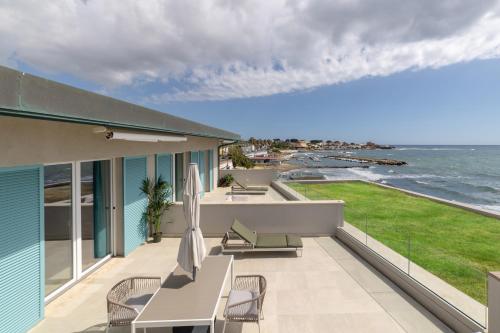 Le Suites Sul Mare Di Esterina - Civitavecchia