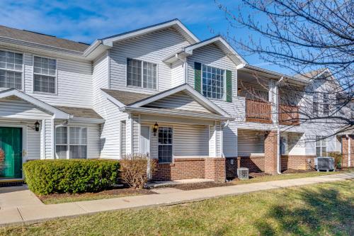 Quiet + Convenient! 2-story Townhouse In Nw Indy - Carmel, IN