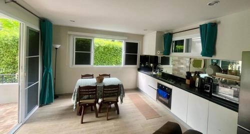 Lanta Sunshine Residence - 크래비