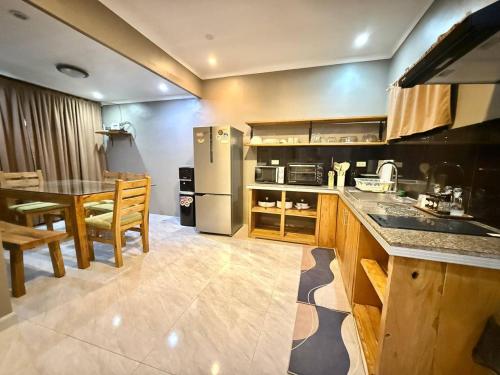 Rq Cozy Two Bedroom House @ La Cassandra, Wifi & Netflix - Polomolok