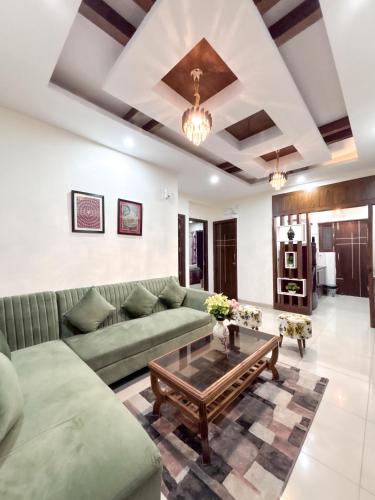 2bhk Fully Furnished Apartment With Kitchen - Solan
