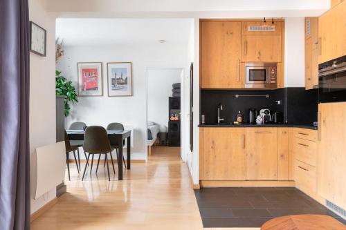 Appartment Old Town With Parking And Balcony - ibis budget Lille Centre