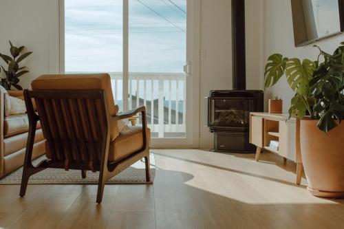Modern Cayucos Bungalow - Ocean Views And Hot Tub - Morro Bay, CA