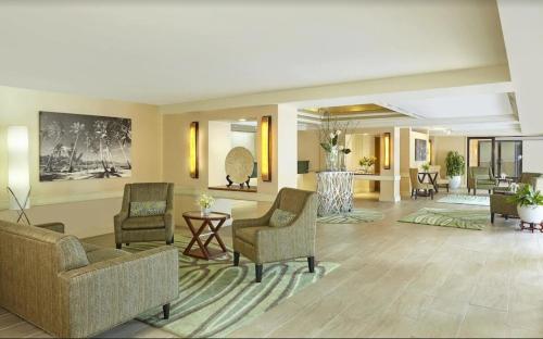 Palms Waikiki Studio With Partial Ocean Views - Mililani, HI