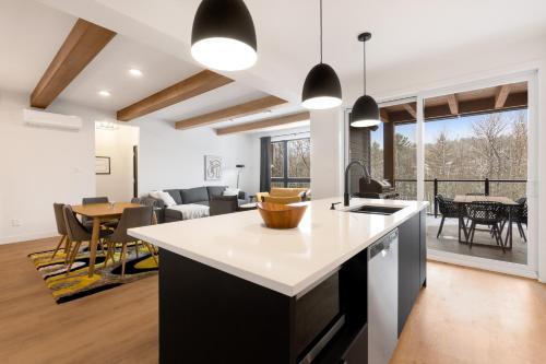 Magnifique Condo Pour 4 A Orford - Orford, QC