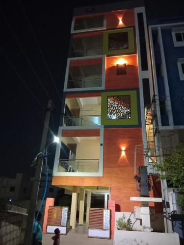 Santhi Homestay Apartments - Tirupati