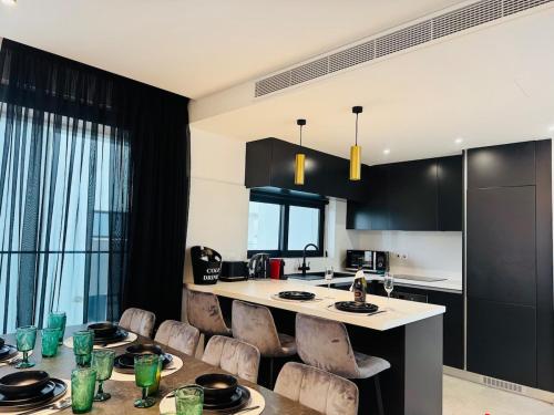 Makenzie View Penthouse - Larnaca