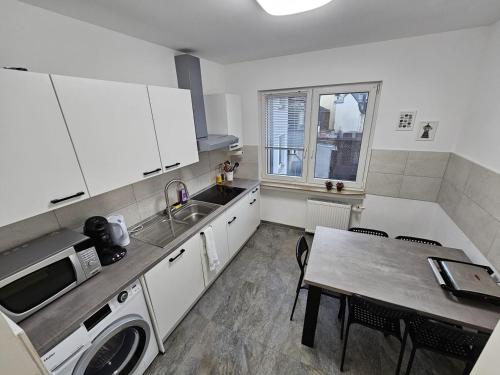 Doppelzimmer Fur Bis Zu 4 Personen - 4 Og - Duisburg