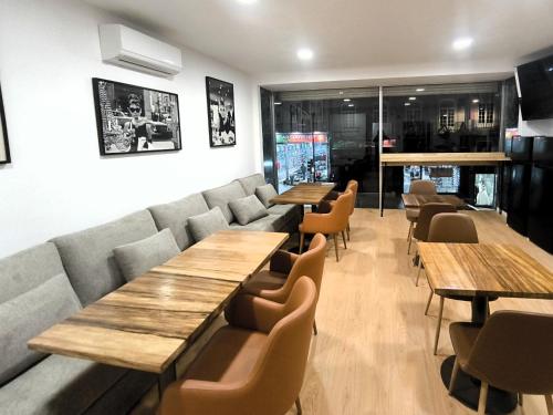 Clerigos Cinema Guesthouse - São Bento