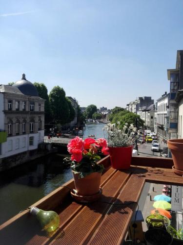 Grand Waterfront Suite With Private Terrace On The Leie Canal - Gante