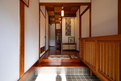 浜の宿後楽庵-閑静な住宅街に佇む日本庭園付きの落ち着いた宿-歩いて後楽園へ-駐車場無料 - 岡山市