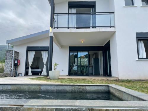La Villa De Lou, Avec Piscine Et Spa - Saint-Denis