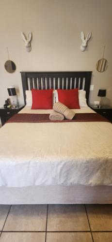 Roomsatroseave19 - Kuruman
