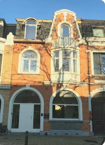 Mi Casa Es Su Casa - Gand