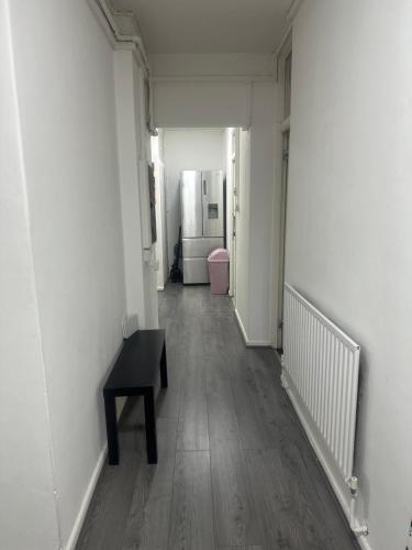 Small Cozy Private Bedroom Zone1 - Londres