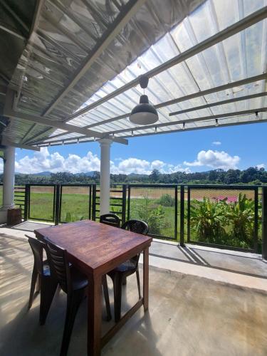 Chalet Maspine D'rumah Bonda River View - Kuala Kangsar
