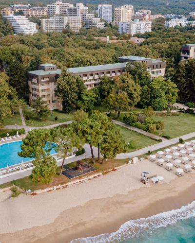 Hvd Lotos Hotel - All Inclusive A-la-carte, Private Beach & Free Parking - Varna