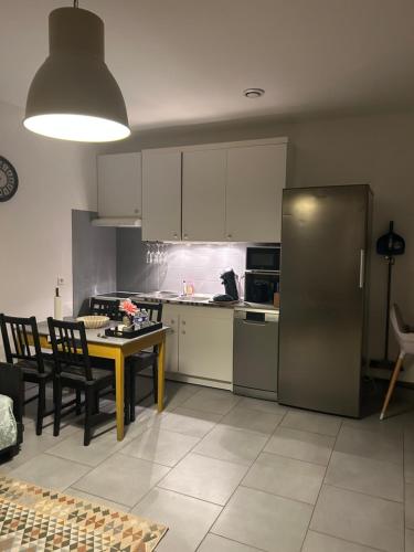 Maison Cosy Avec Terrasse & Parking - 5min De Tours - Indre-et-Loire