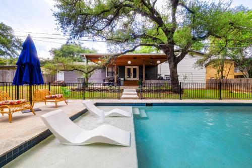 San Marcos 5br Retreat With Pool Near Txst - San Marcos, TX