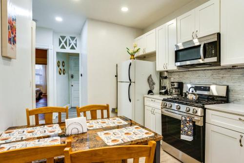 Easy Nyc Access! Gateway Region Apartment W/ Yard - North Bergen, NJ