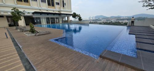 Setia Alam Homestay - Quiet High-floor Studio - Klang