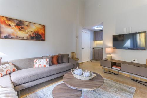 Vento 1-br Apt & Balcony At Maison Des Muses In Gemmayzeh - Beirut