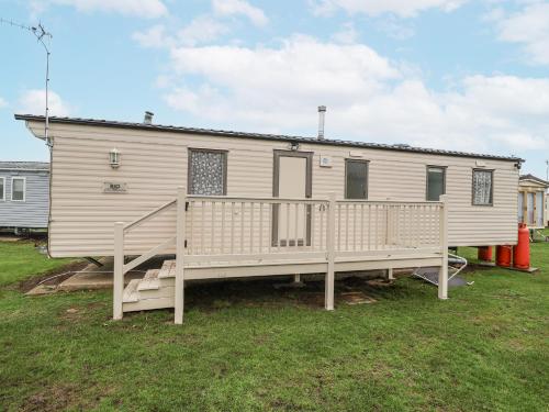 Singh Leite & Luisa Family Caravan - Mersea Island
