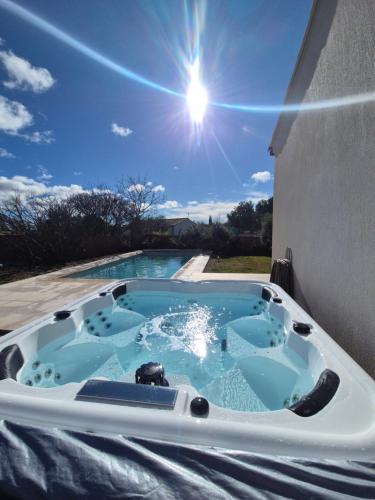 Villa Neuve Avec Piscine,jacuzzi Aux Portes Du Verdon - Aups
