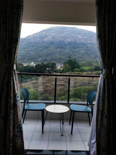 Lavish Apartment - For Families Only - Nashik