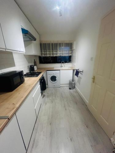 Modern & Cozy 2 Bedroom Flat - Dundee