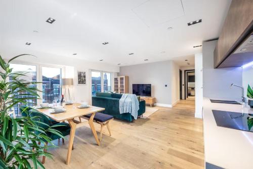 Oasis Living London - London