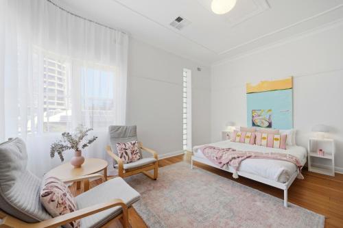Belle Escapes - Beauty At The Papilio - The Beachouse, Glenelg