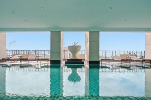 Admiral Baysuites 2602 - Manila
