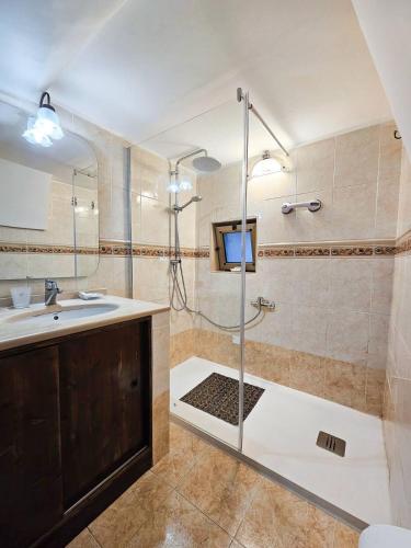 Sofia Apartment With Balcony Bari Old Town And Center Private Garage - Bari