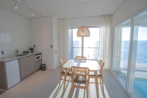 Daecheon Iocean Pool Villa Hotel - Incheon