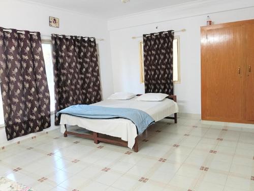 Chetanya Homestay - Puttaparthi