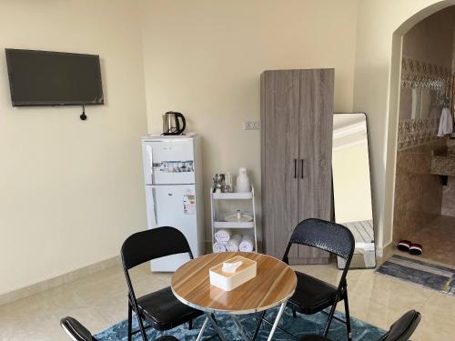 Oasis Haven Muscat - Budget Hostel With Private Bathroom - Mascate