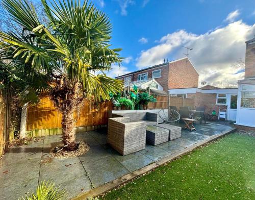 Stylish Solihull Home Near Nec Jlr & Airport Free Parking & Garden - Solihull
