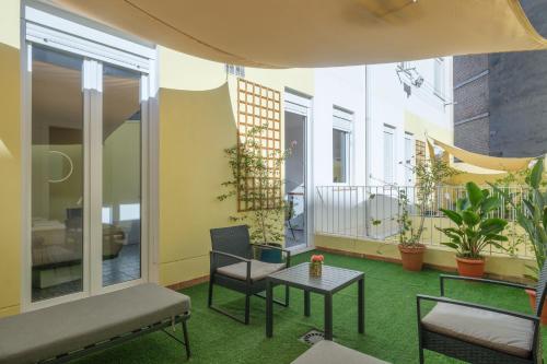 Marvellous Apt With A Large Private Terrace - Valencia