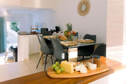 Kymo Fig Tree Bay House - Protaras