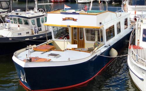 Authentic Houseboat Amalia - Amszterdam