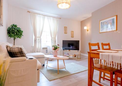 A Cosy Corner, Reading 2 Bed, Perfect For Contractors - Reading