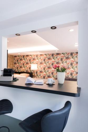 Modernes Apartment Bei Schlosspark Nymphenburg, Top Verkehrsanbindungen, Free Parking, Perfekt Fur B - Munich