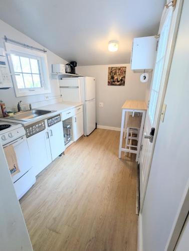 Cozy Studio 10 Min Walk To Pier And Beach Pets Ok - Scarborough, ME