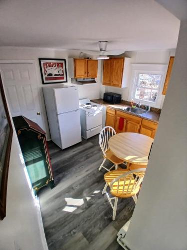 Cozy 2bd 7 Min Walk To Beach Pets Ok 2 Free Parkin - Saco, ME
