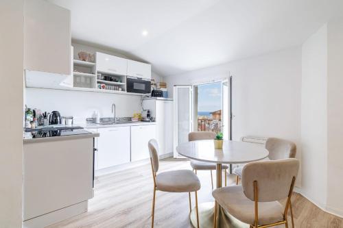 Charming 2 Bedroom Sea View 100m From Monaco - Monaco