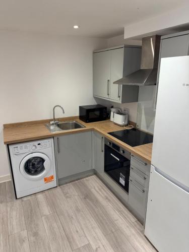 Epsom High Street Apartment 6 - 埃普索姆